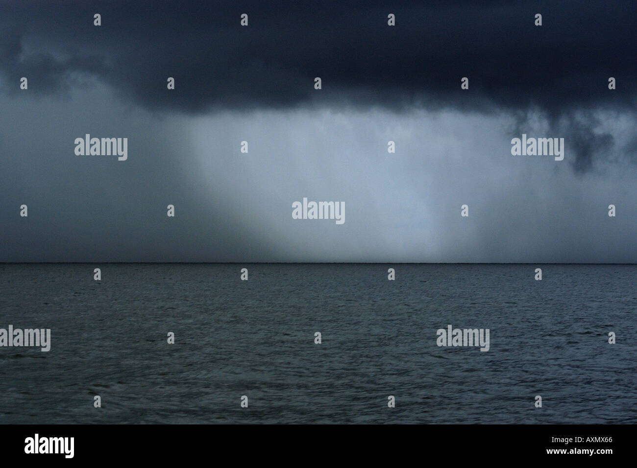Squall sea hi-res stock photography and images - Alamy