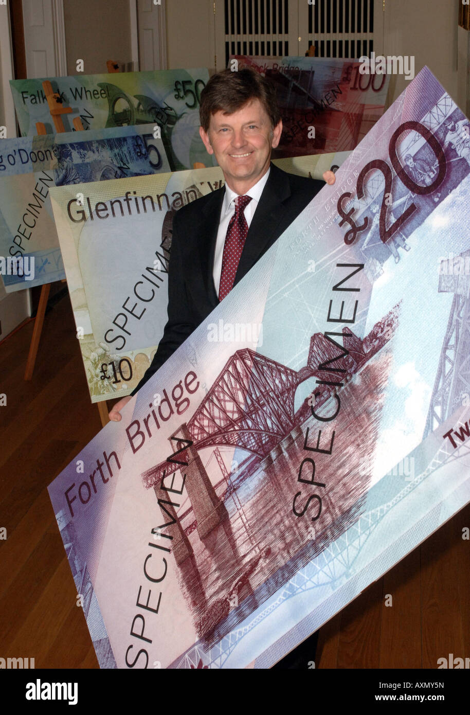 BANK OF SCOTLAND ISSUES A NEW SERIES OF BANKNOTES Stock Photo - Alamy