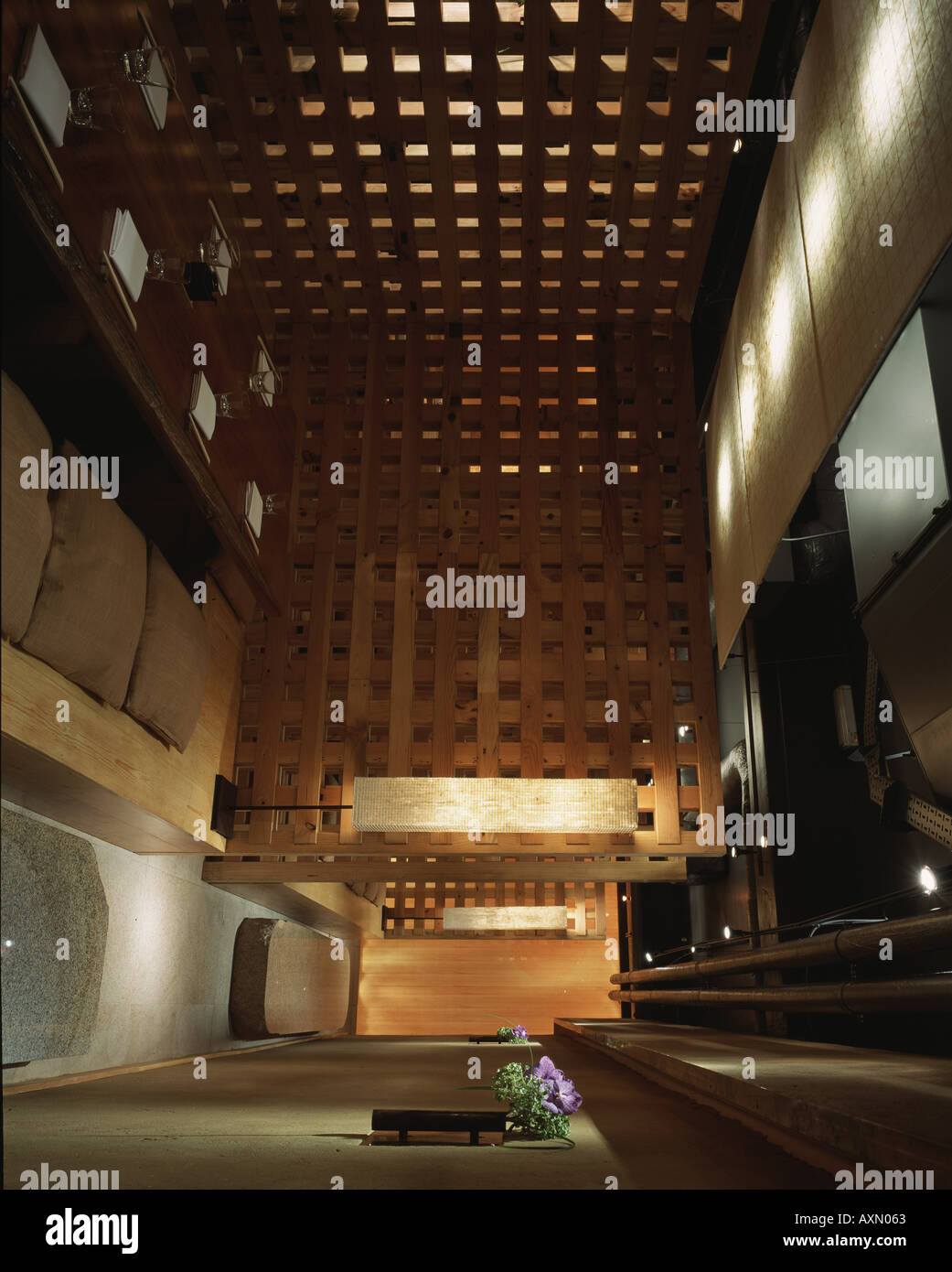 Zuma restaurant london hi-res stock photography and images - Alamy