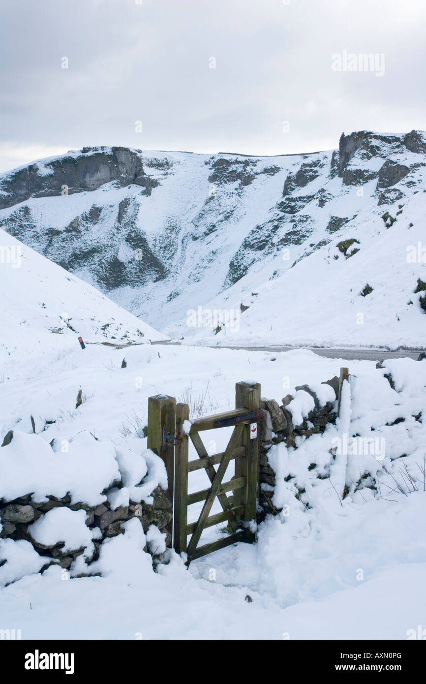 Winnats pass snow road hi-res stock photography and images - Alamy