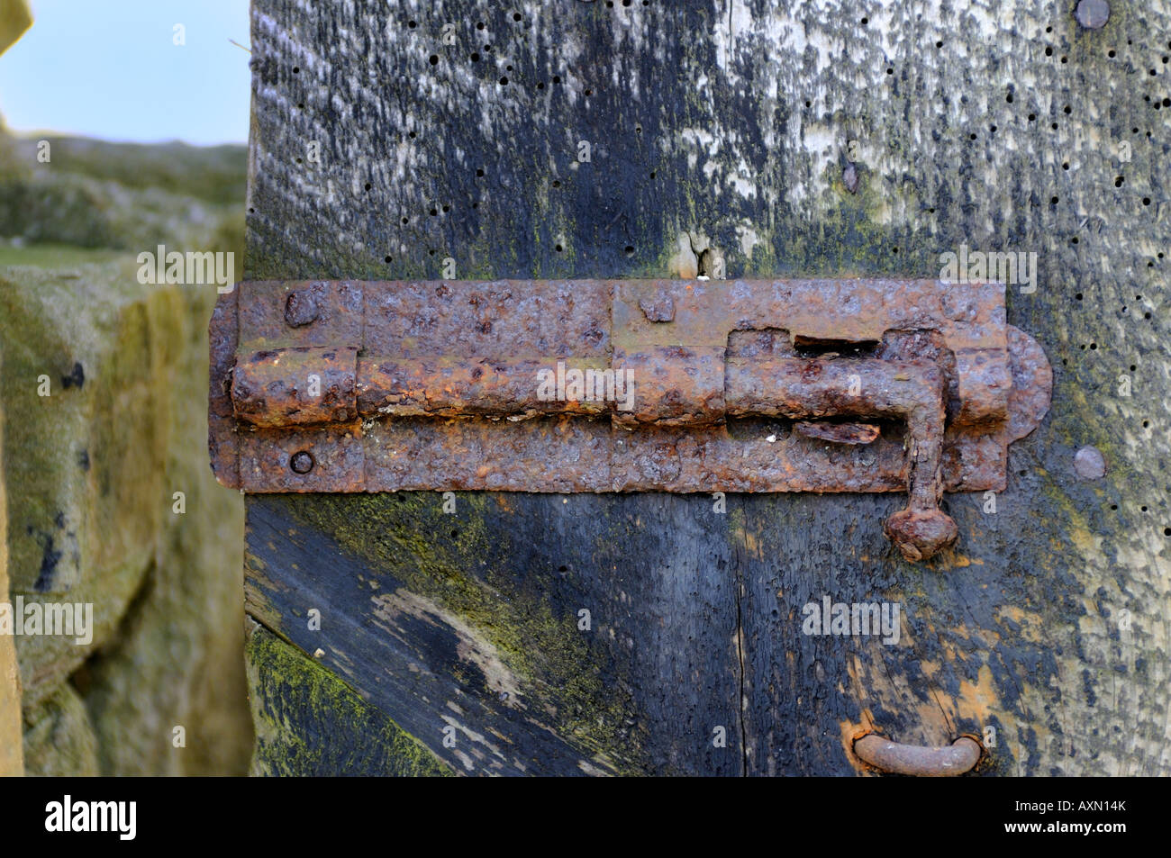 Old dilapidated ruin rusty hi-res stock photography and images - Alamy