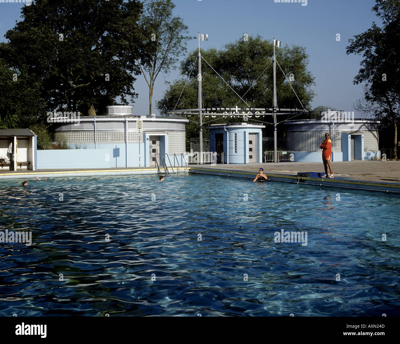 Tooting Bec Lido Stock Photos & Tooting Bec Lido Stock Images - Alamy