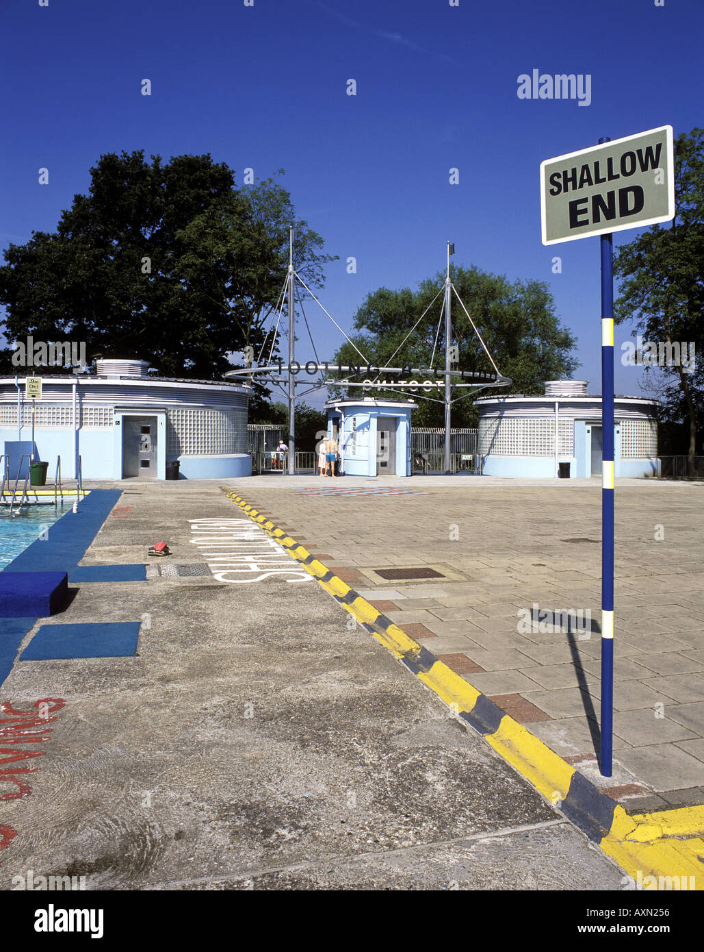 Lido sign london hi-res stock photography and images - Alamy