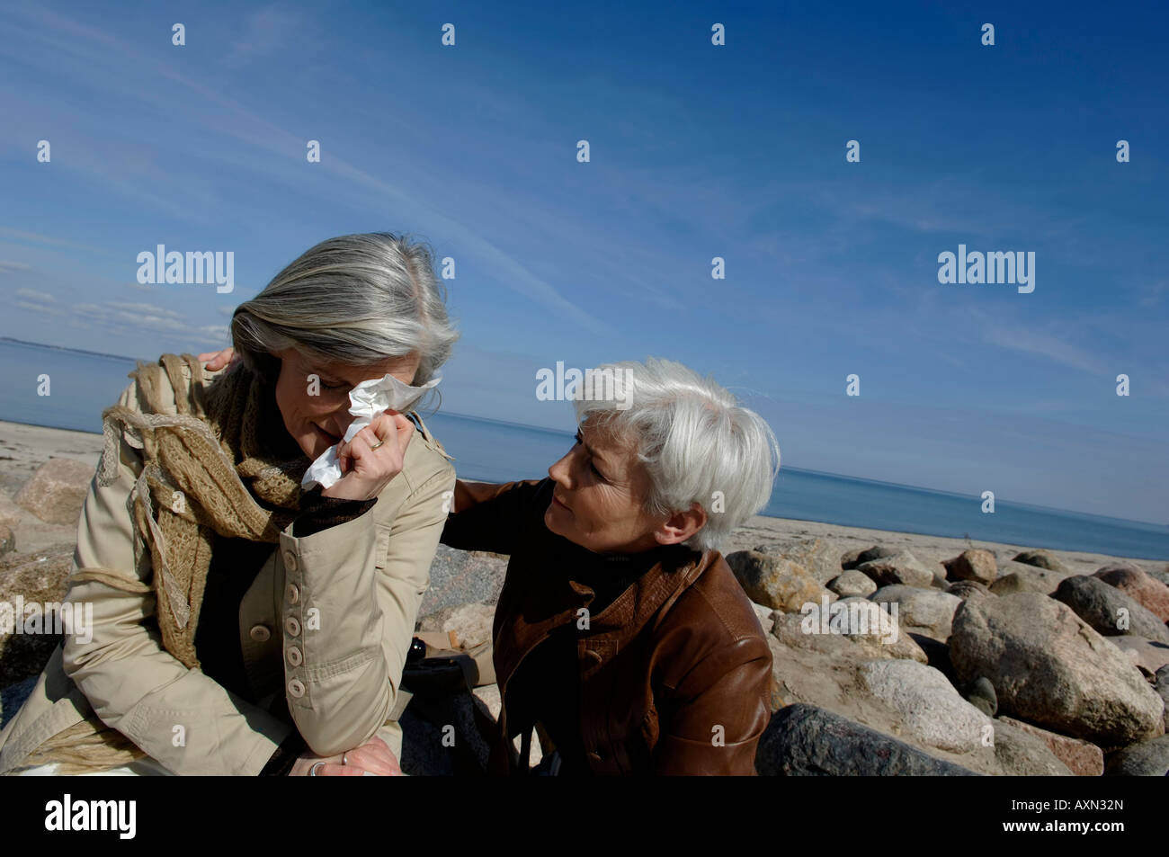 Mature caucasian woman friend hi-res stock photography and images - Alamy