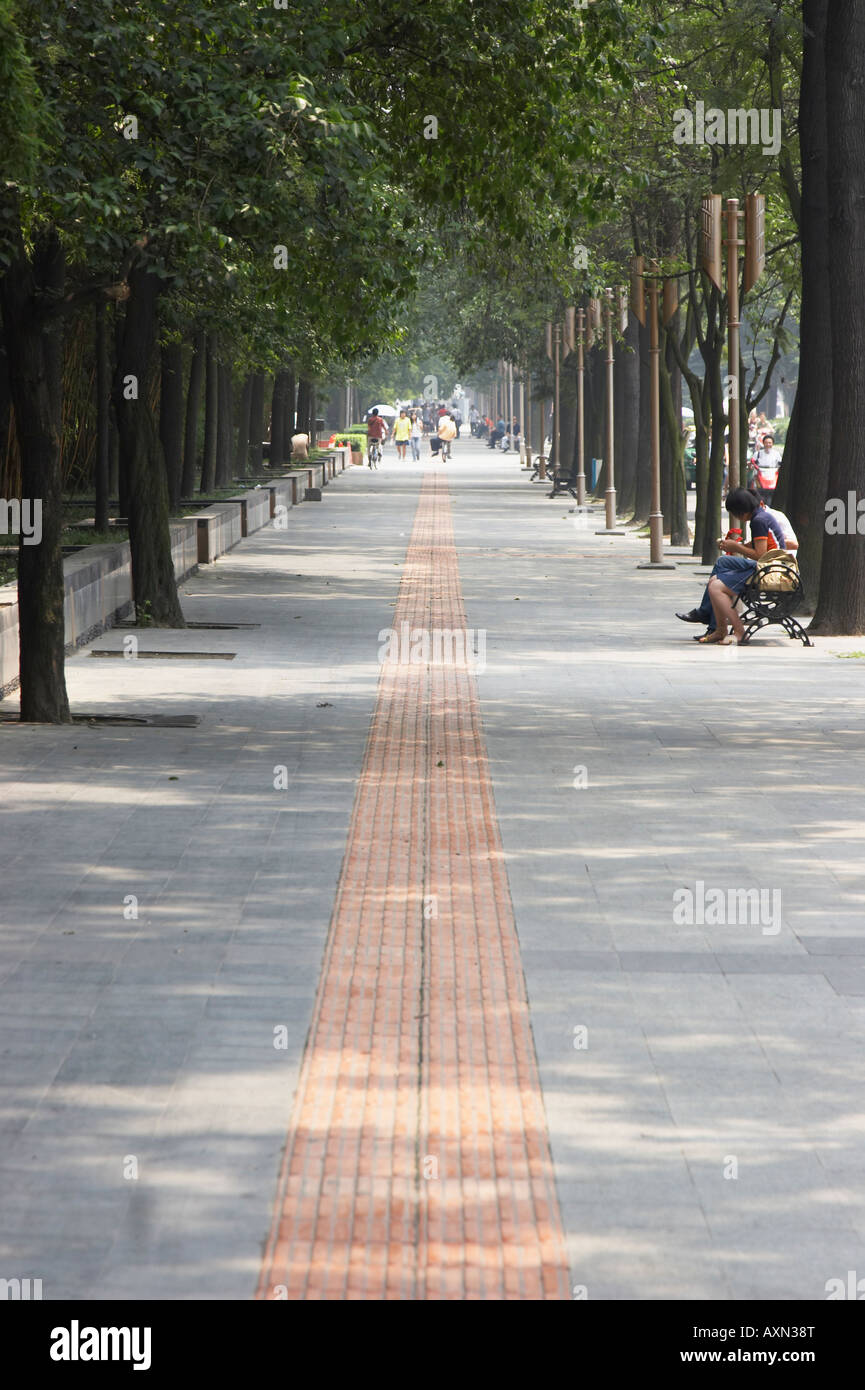 Pedestrianised Pavement, Chengdu, China Stock Photo - Alamy