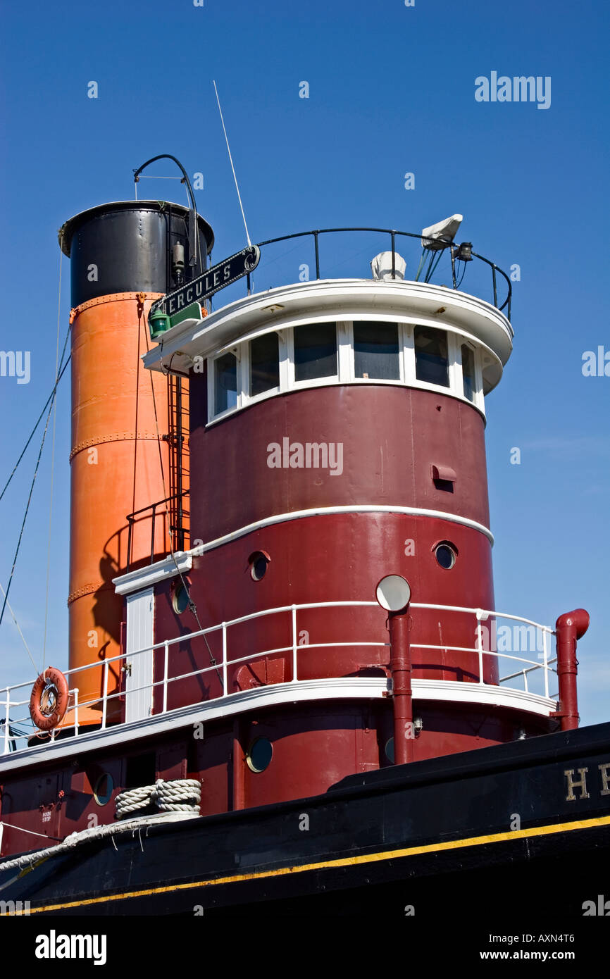 Bridge of a Tugboat Stock Photo - Alamy