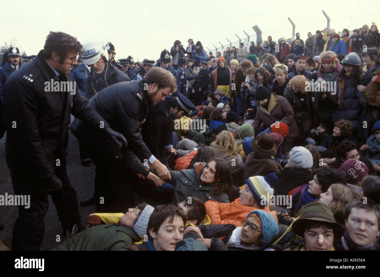 Greenham common woman protest hi-res stock photography and images - Alamy