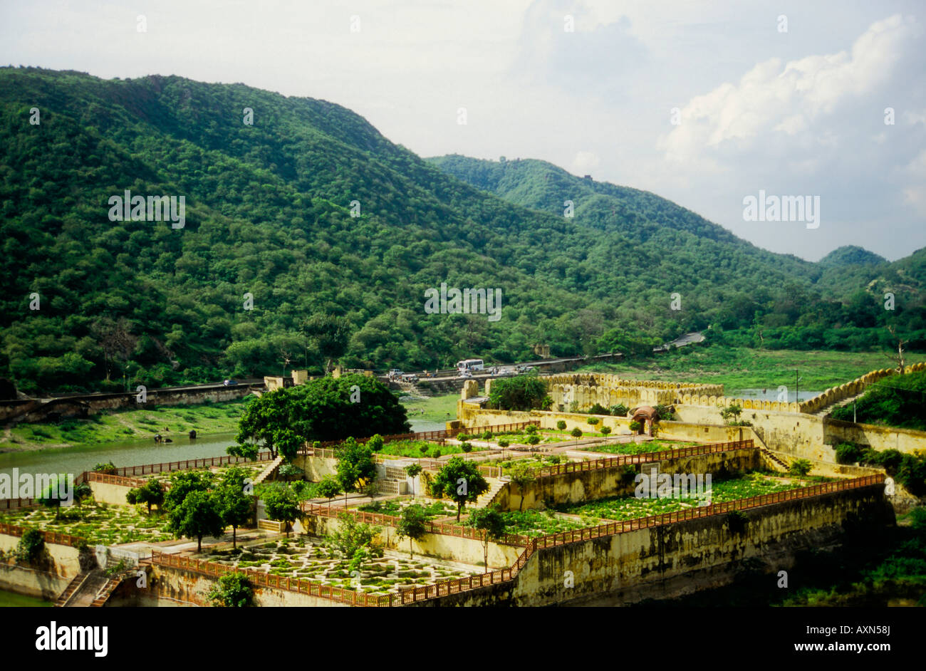 The gardens of the Amber Fort in Rajasthan, India Stock Photo - Alamy