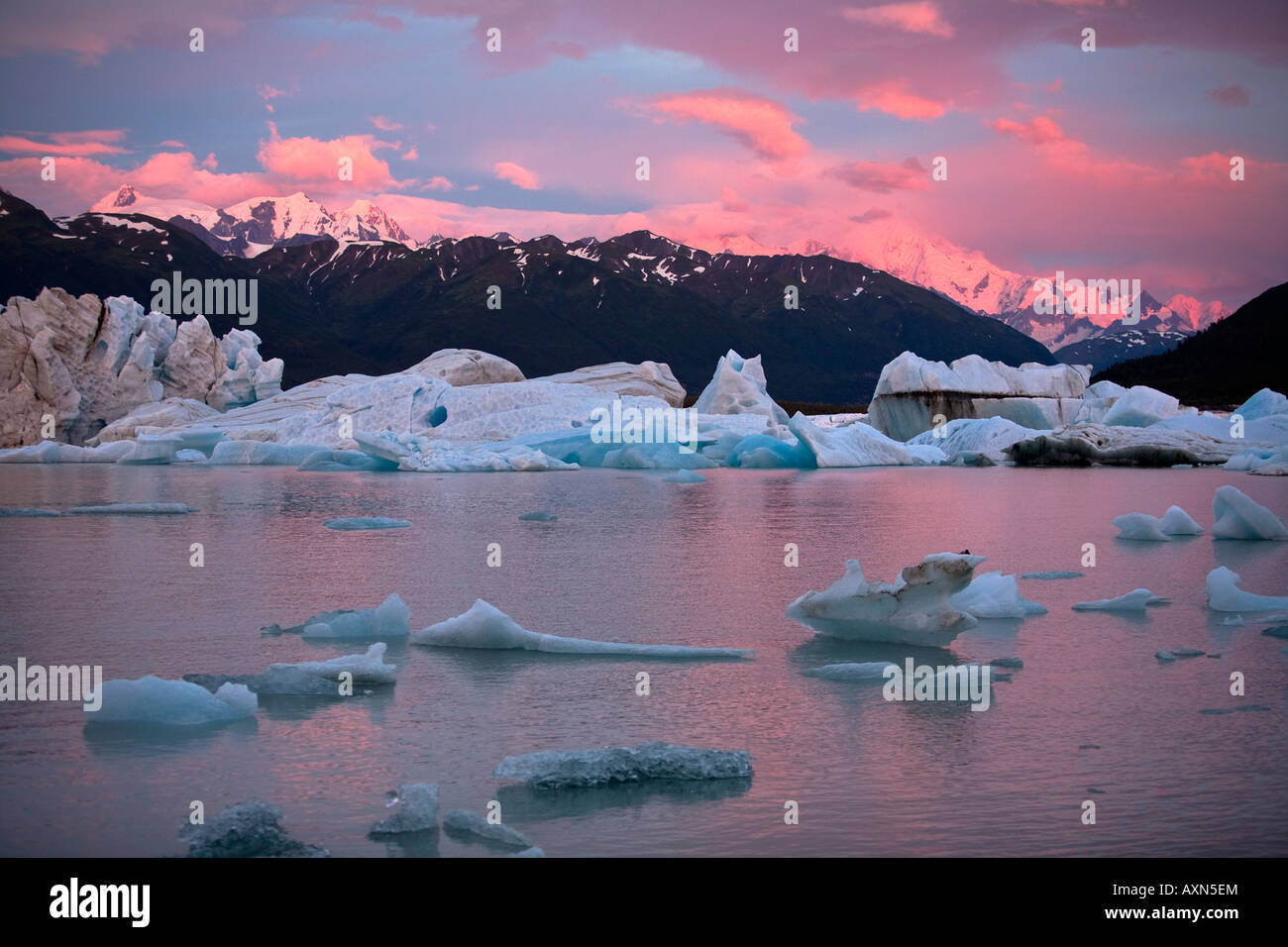 Alsek lake alaska hi-res stock photography and images - Alamy