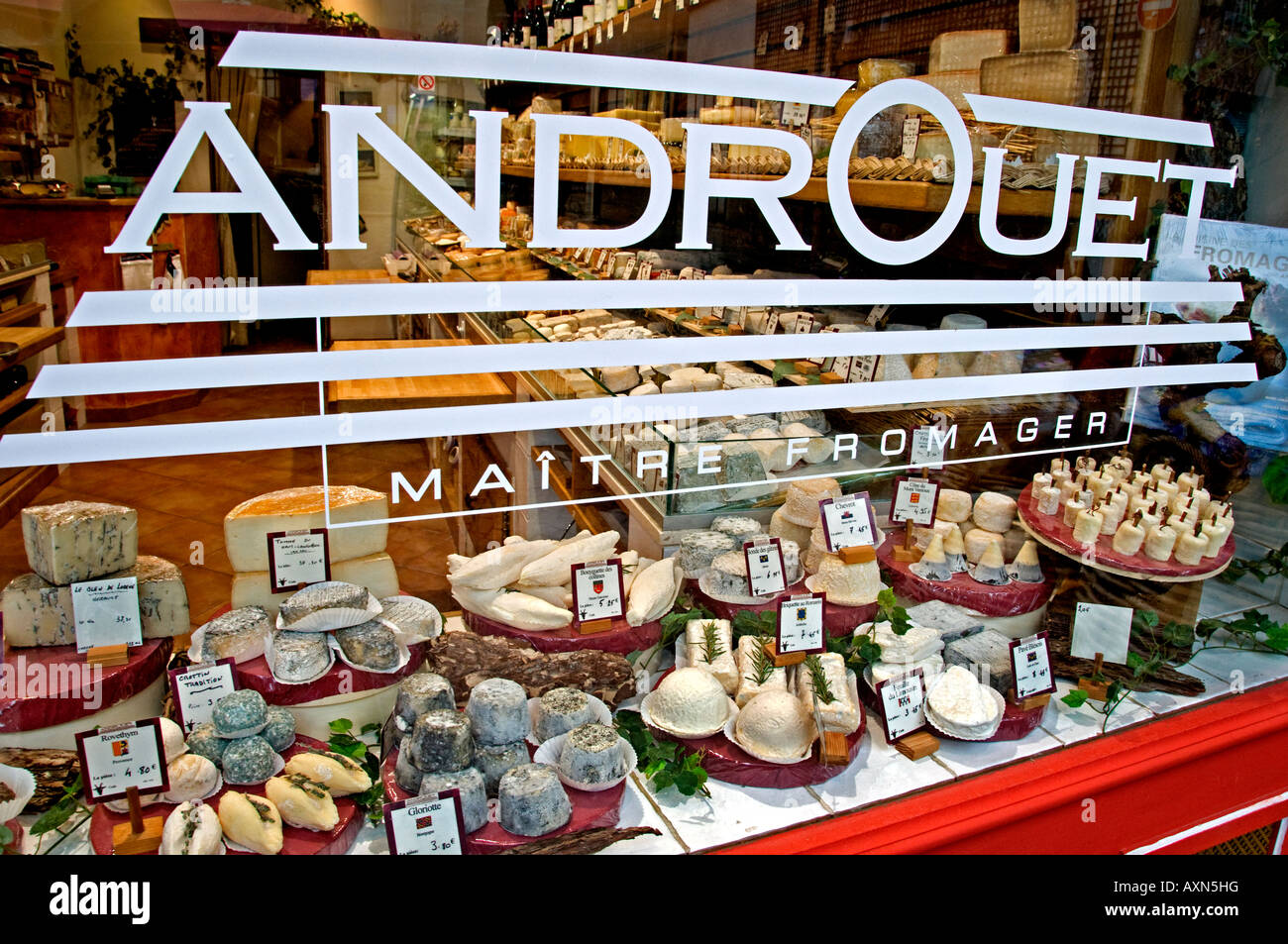 Monge market paris hi-res stock photography and images - Alamy