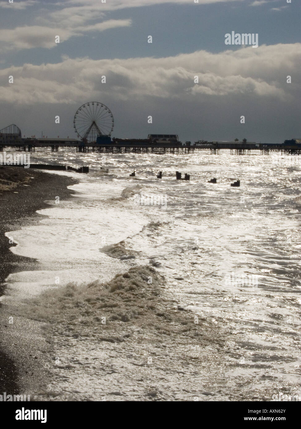 Beach and Central Pier, Blackpool Stock Photo - Alamy