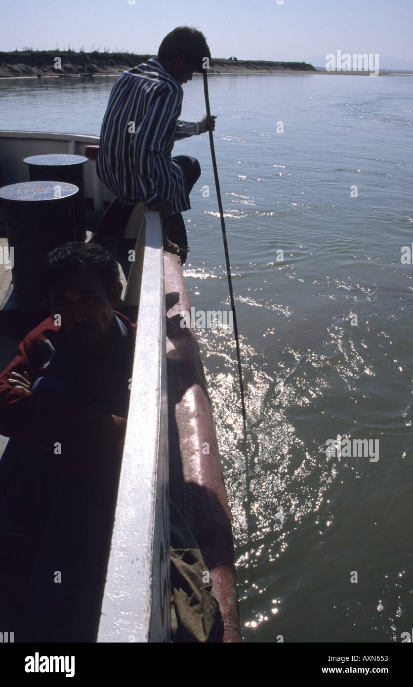 Depth sounding hi-res stock photography and images - Alamy