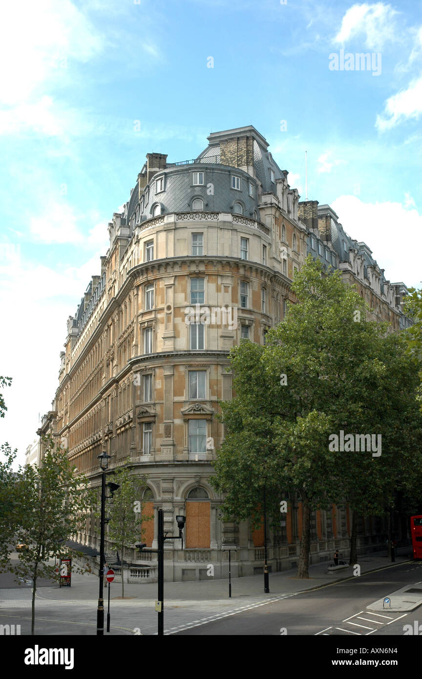 Gb uk building hi-res stock photography and images - Alamy
