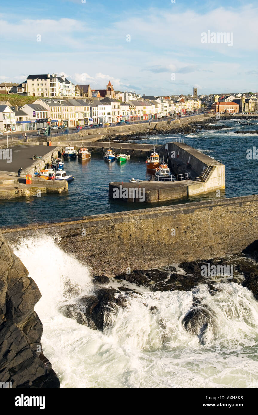 Portstewart ireland harbour hi-res stock photography and images - Alamy