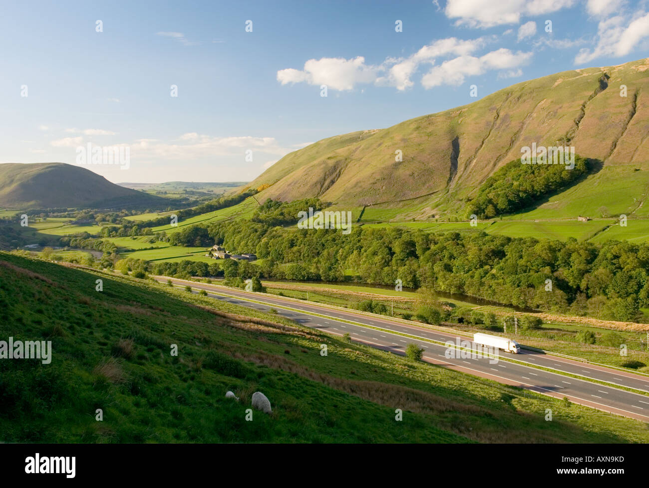 Traffic cumbria m6 motorway hi-res stock photography and images - Alamy