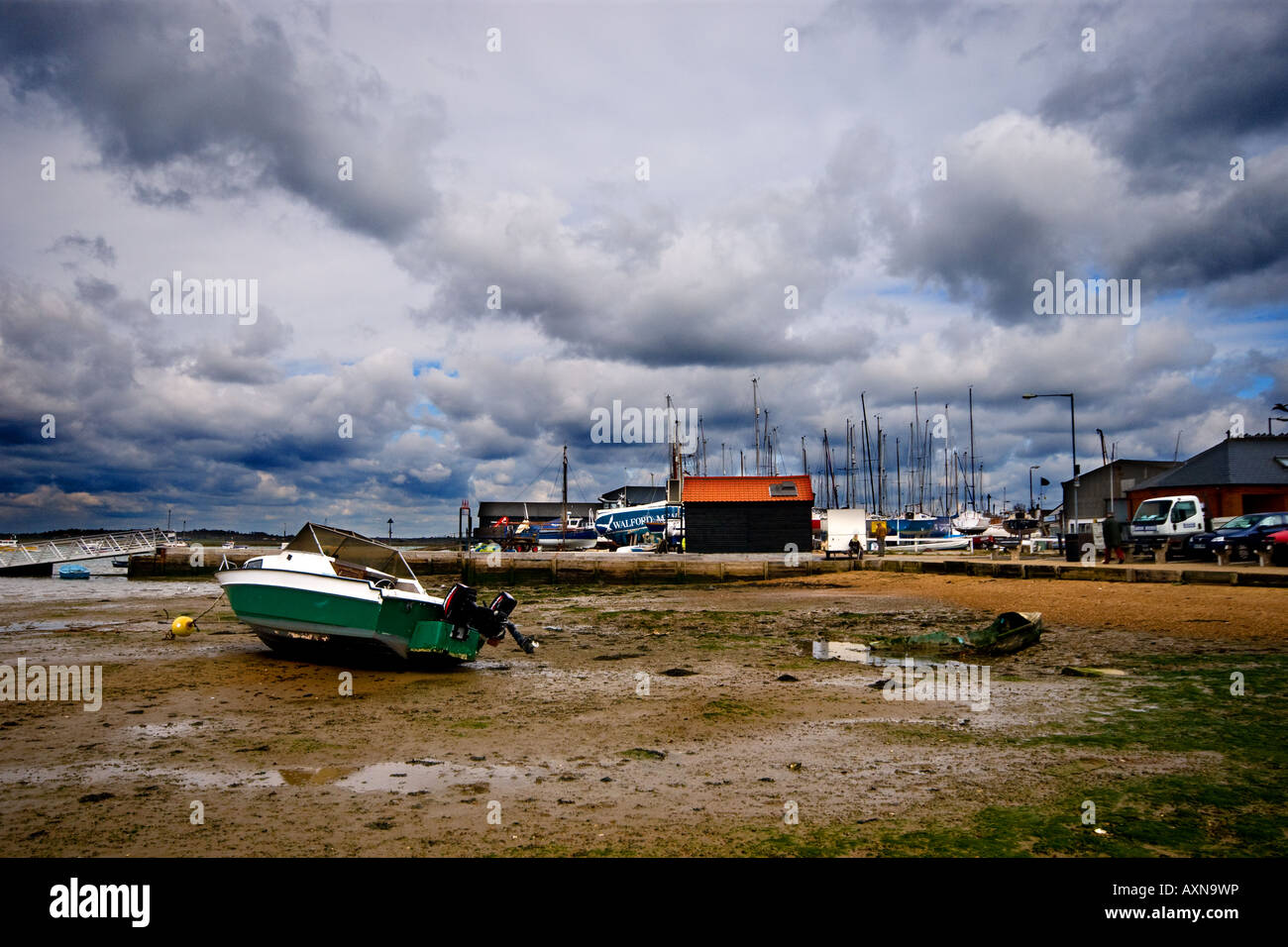Mersea island boats hi-res stock photography and images - Alamy