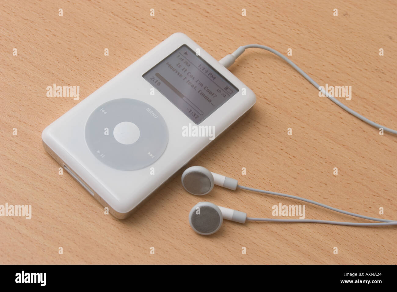 Apple iPod mp3 player Stock Photo - Alamy