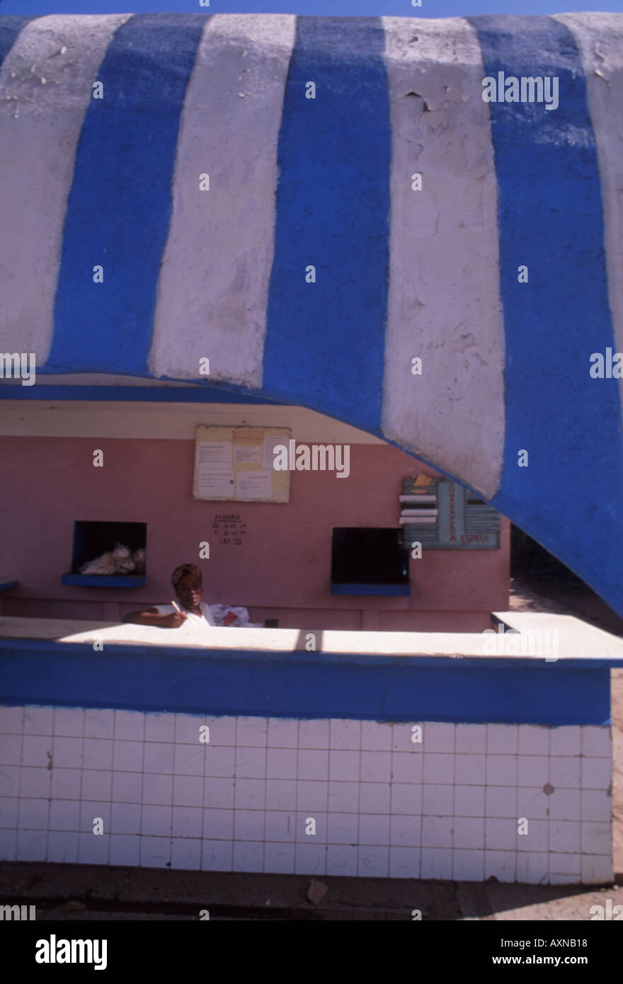 Cuban cigarettes hi-res stock photography and images - Alamy