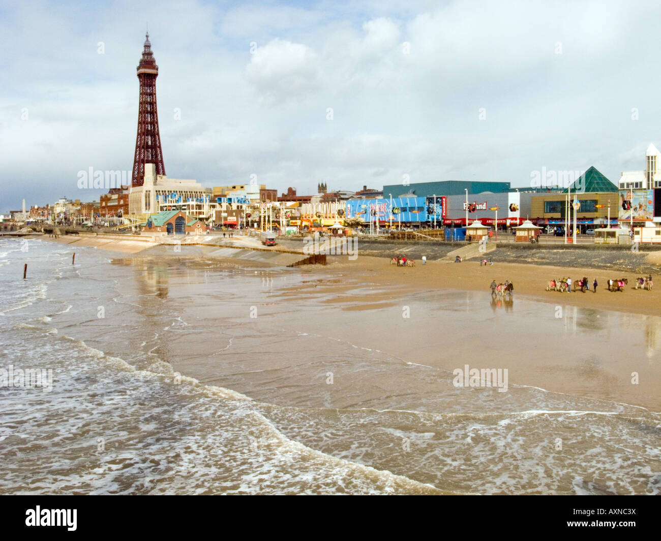 The beach and tower, Blackpool Stock Photo - Alamy