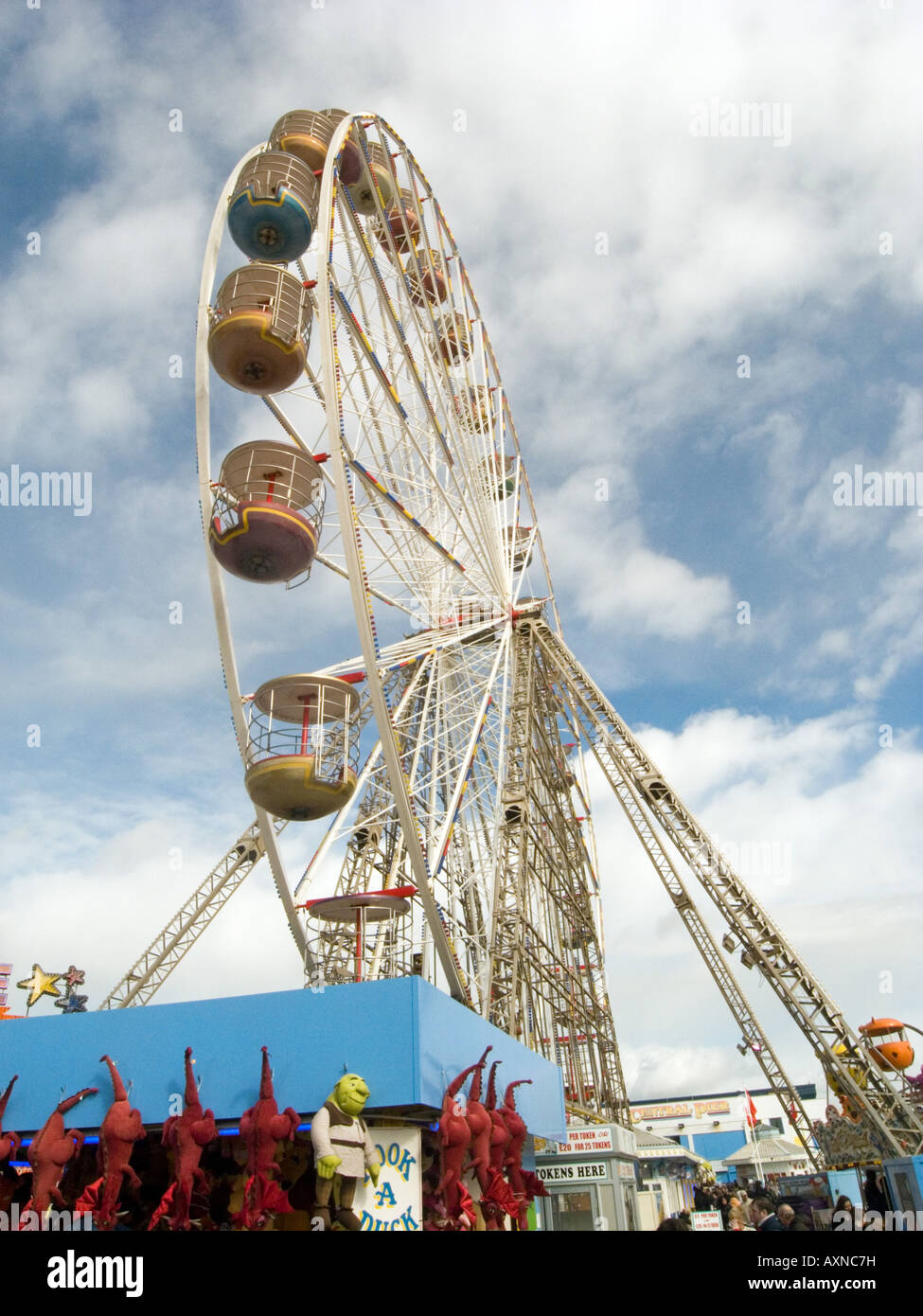 Big wheel and fairground, Central Pier, Blackpool Stock Photo - Alamy