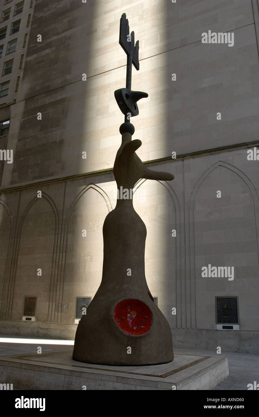 SCULPTURE Chicago Illinois Chicago 1982 by Joan Miro alongside Chicago ...