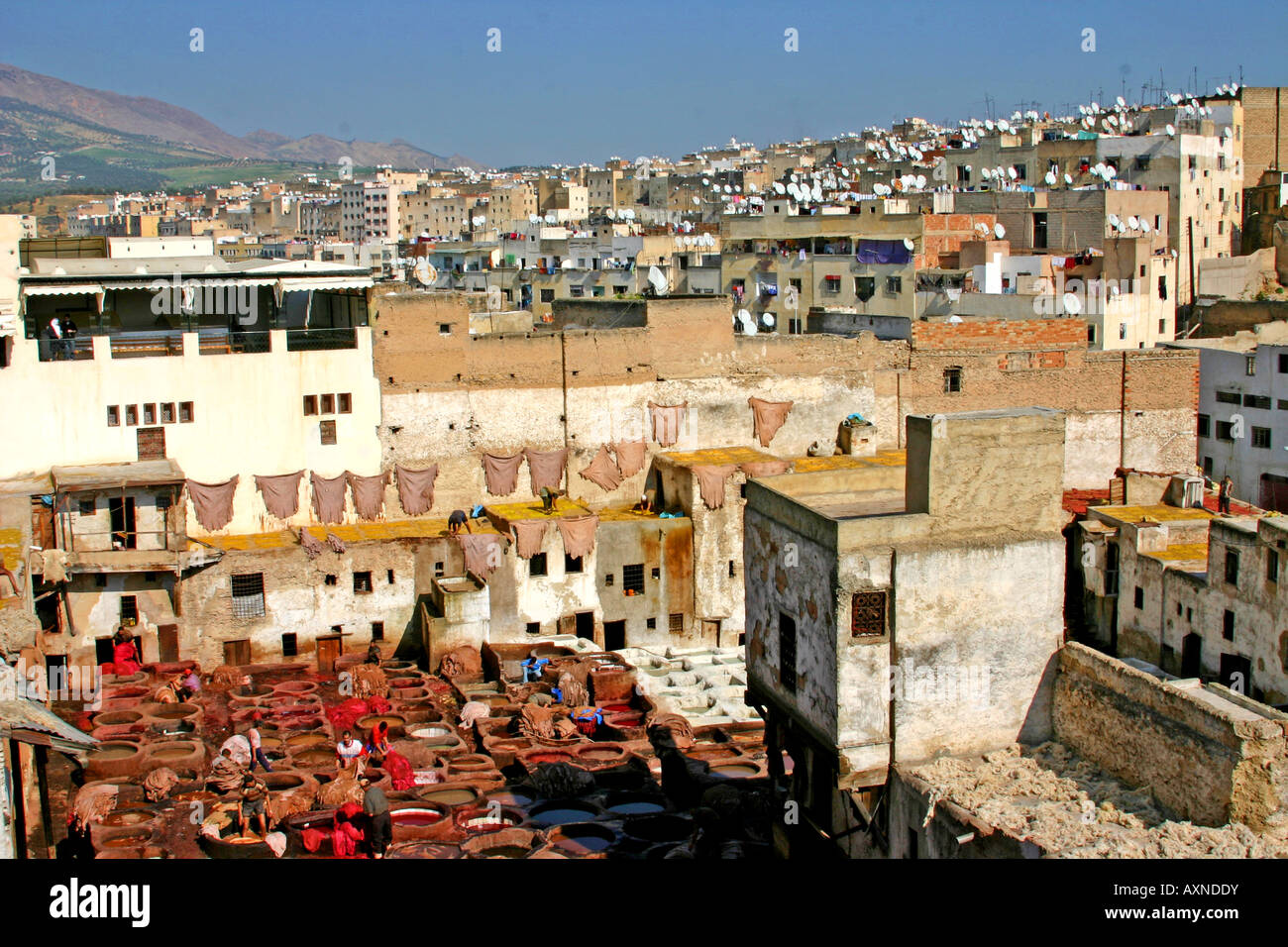 Fez morocco medina hi-res stock photography and images - Alamy