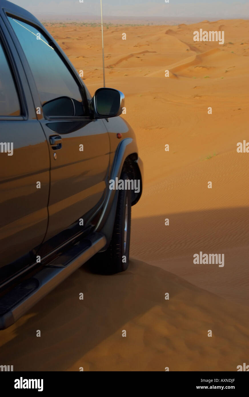 Ron Hayes Dubai Desert Sand Dunes Stock Photo - Alamy