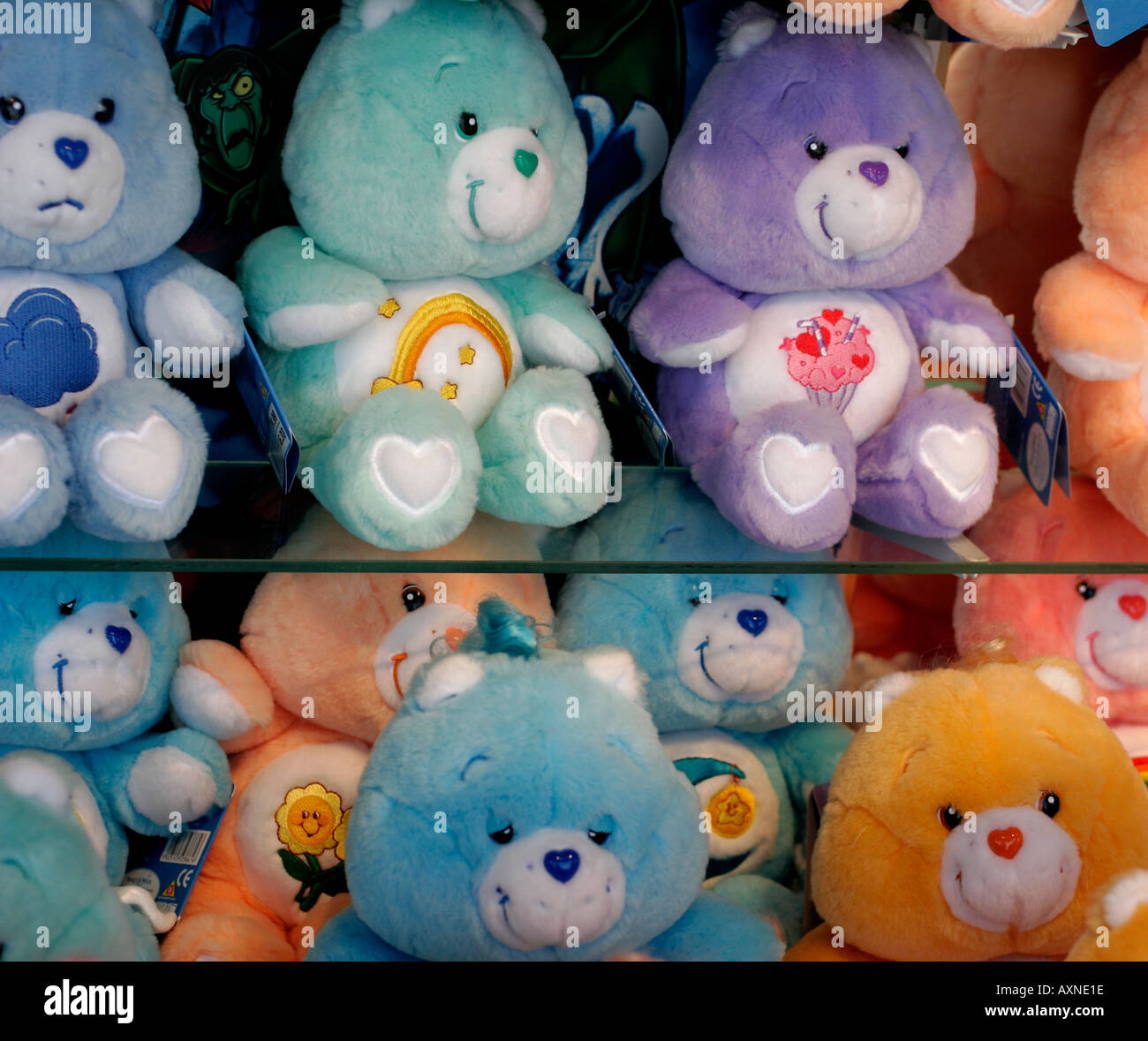 Win teddies hi-res stock photography and images - Alamy
