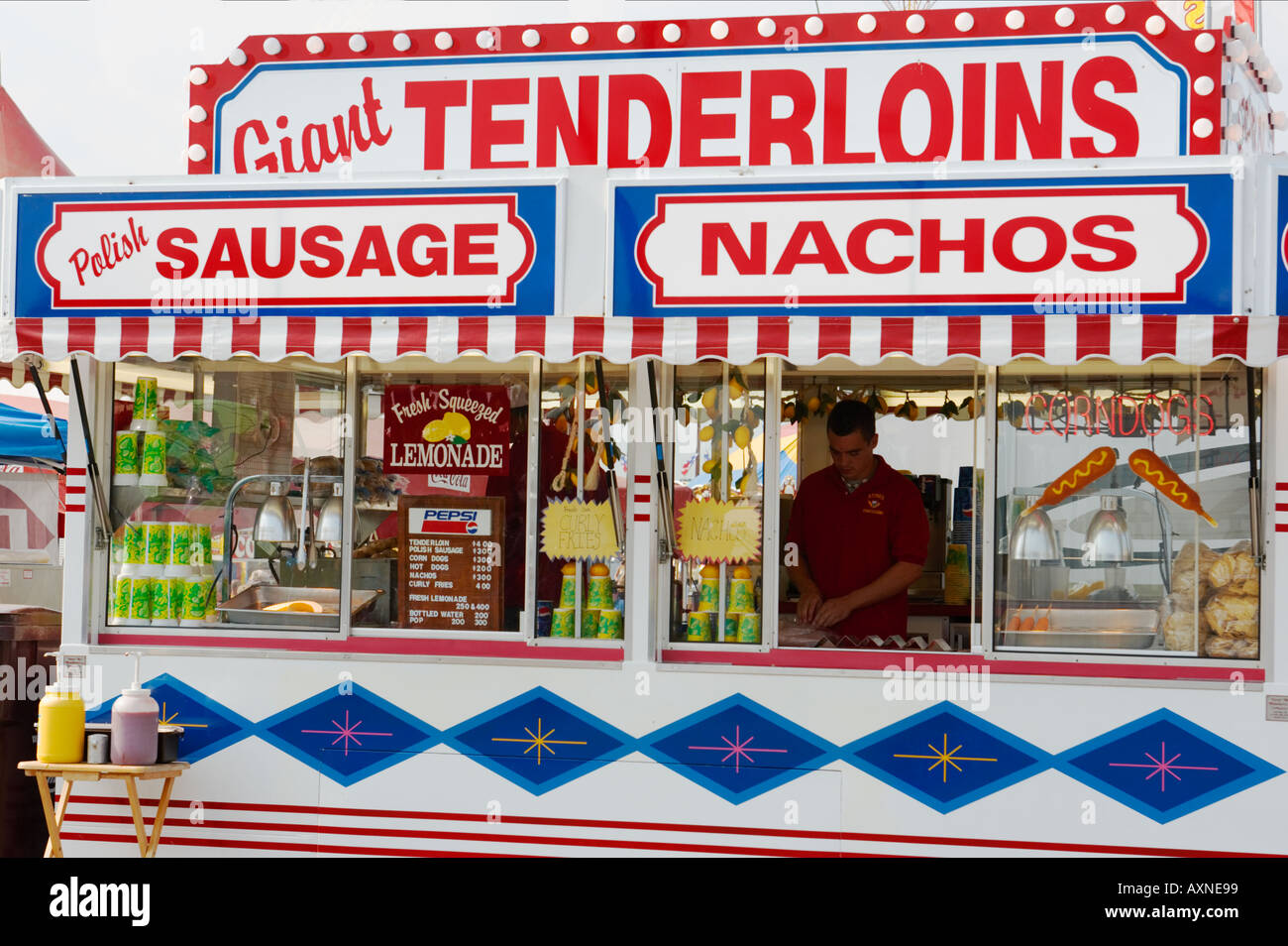 EVENTS Grayslake Illinois Tenderloin sausage and nachos booth at Lake ...