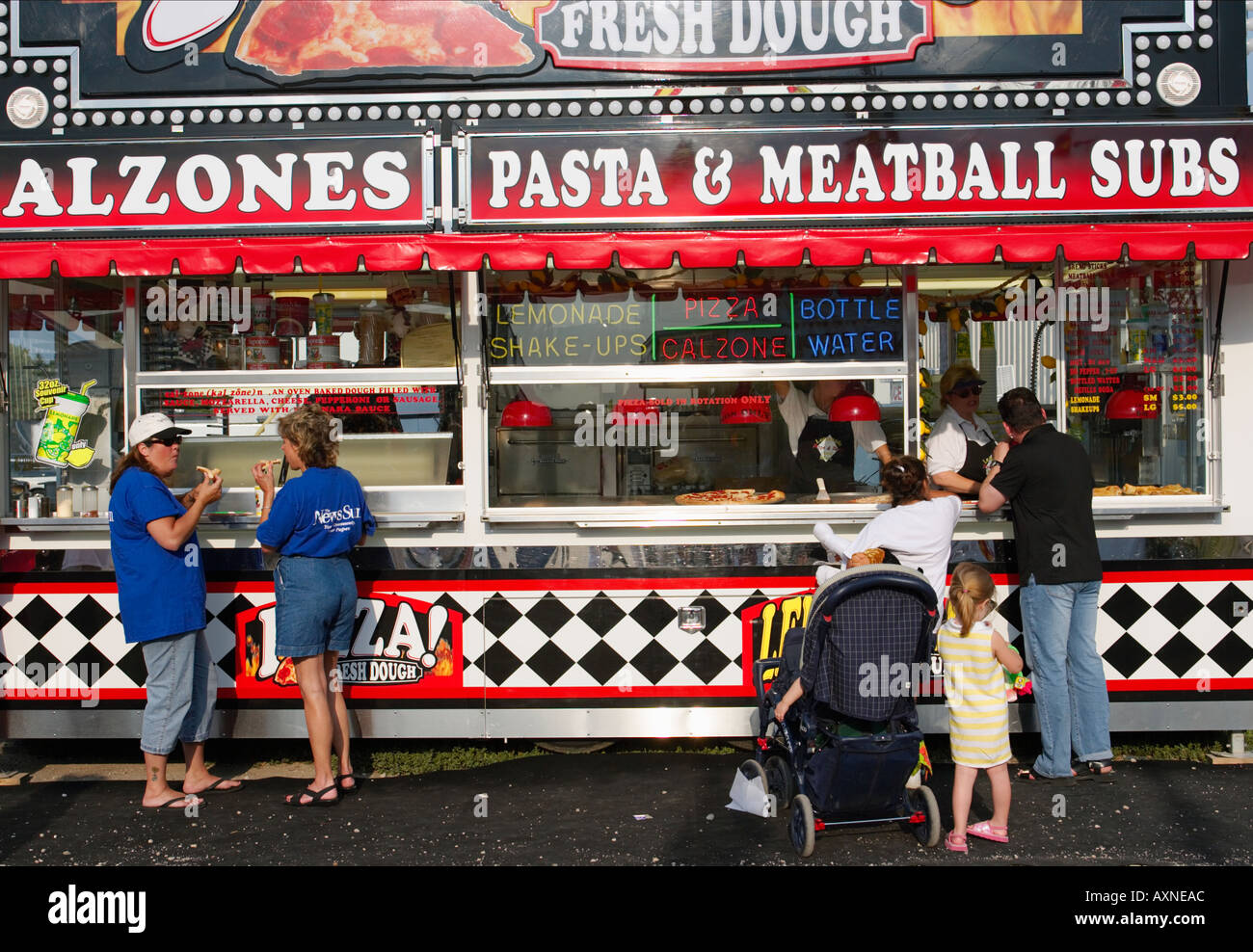 EVENTS Grayslake Illinois Italian food booth people order at window eat ...