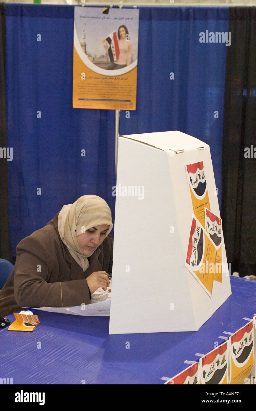 Iraq election 2005 hi-res stock photography and images - Alamy