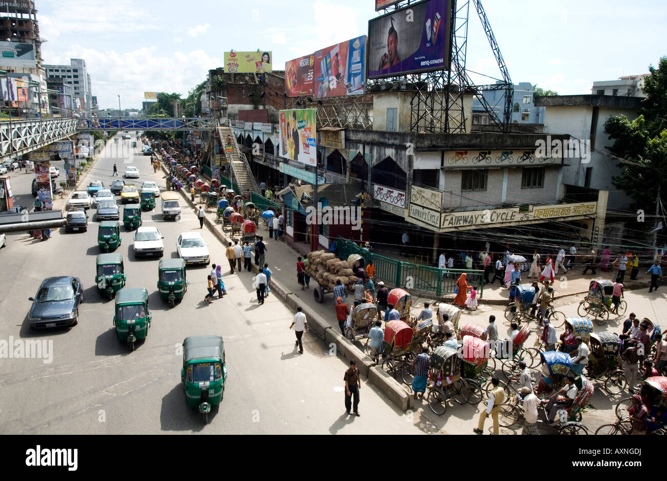 Auto rickshaw bangladesh hi-res stock photography and images - Alamy
