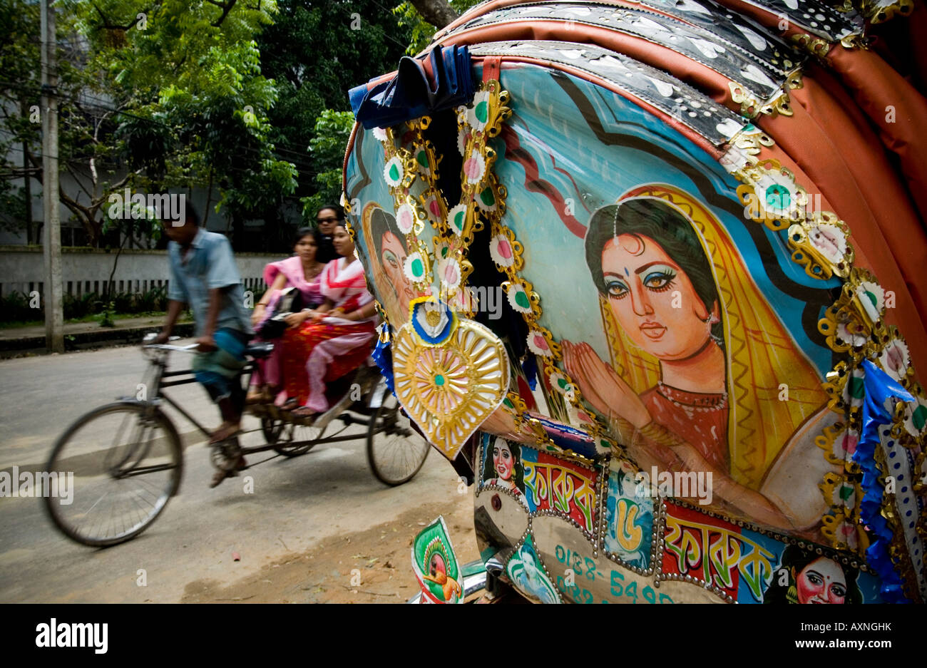 Rickshaw art bangladesh hi-res stock photography and images - Alamy