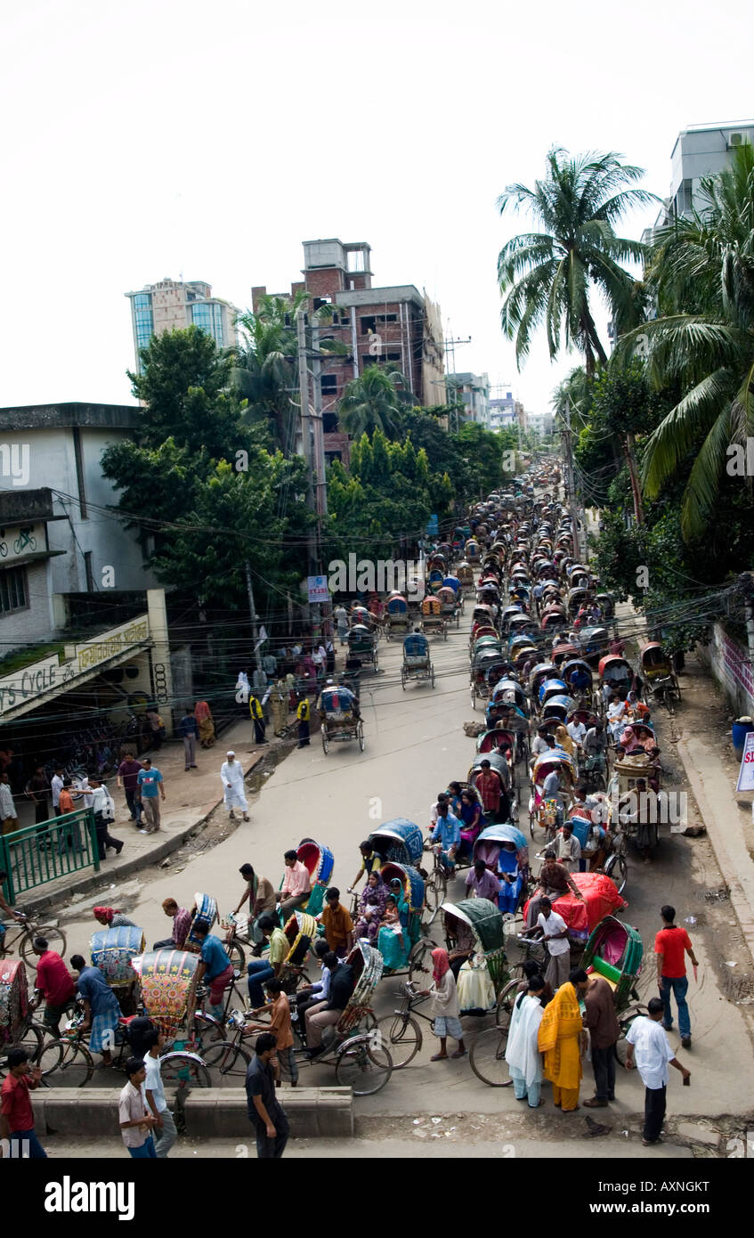 Auto rickshaw bangladesh hi-res stock photography and images - Alamy