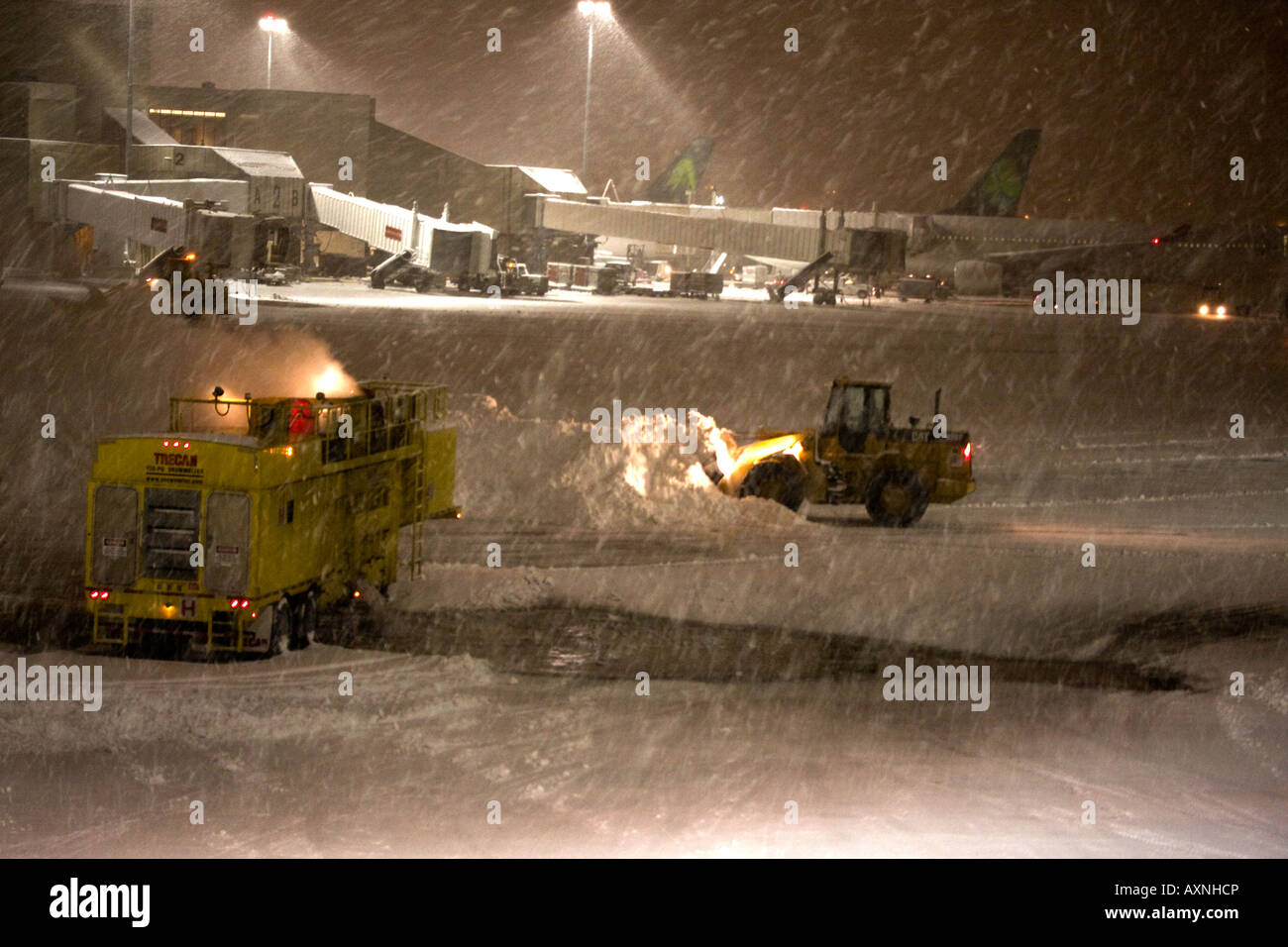 Boston Logan Airport Snowstorm Stock Photo - Alamy