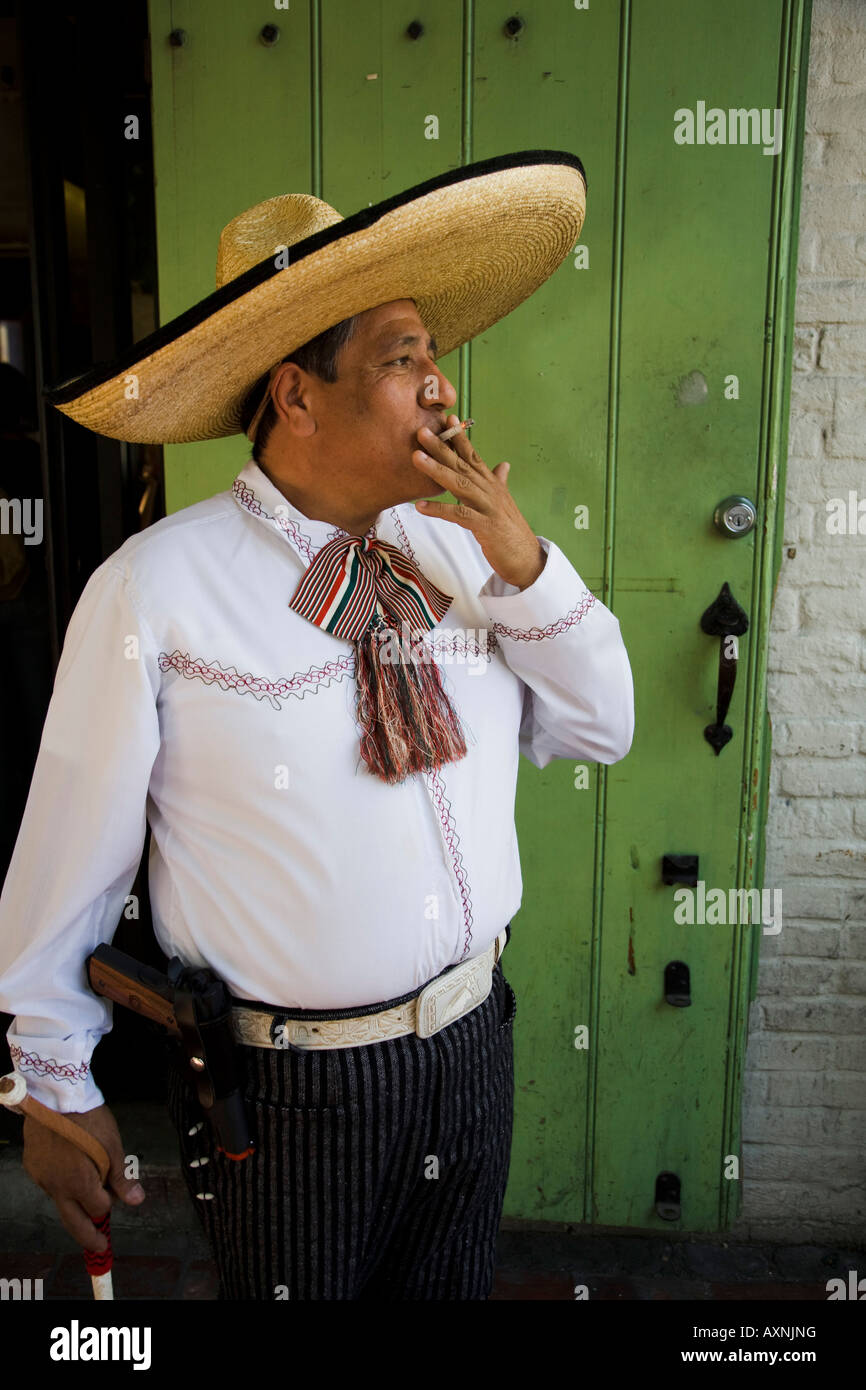 Cowboy performer hi-res stock photography and images - Alamy