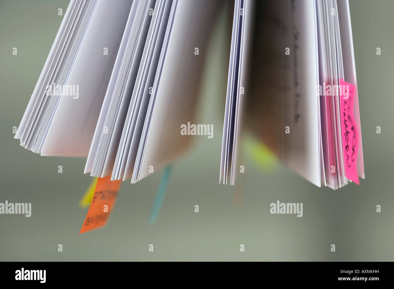 Post-it notes at documents Stock Photo - Alamy