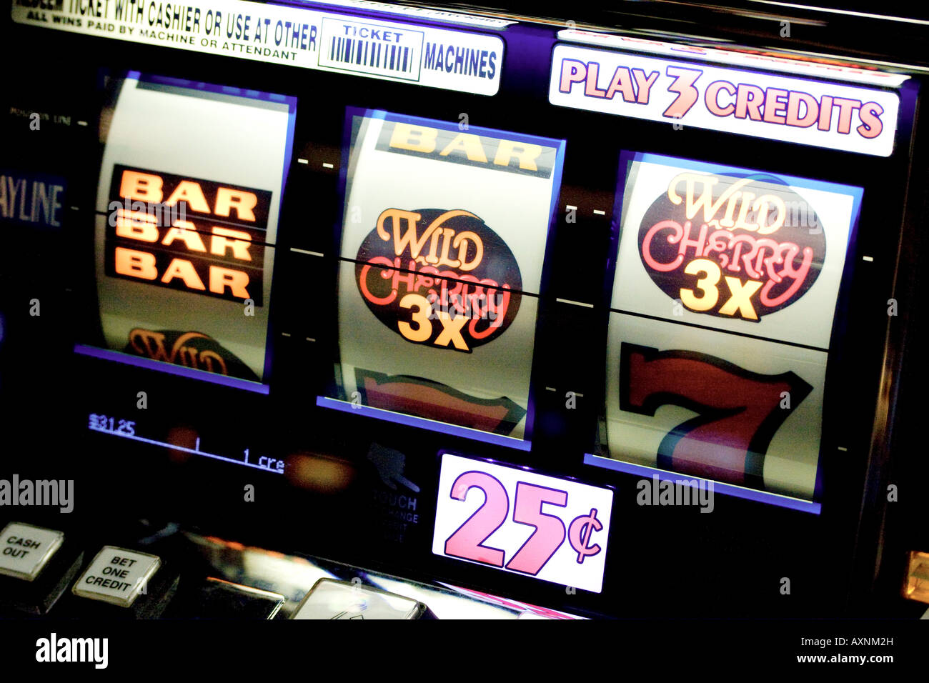 Las vegas slot machine close up hi-res stock photography and images - Alamy