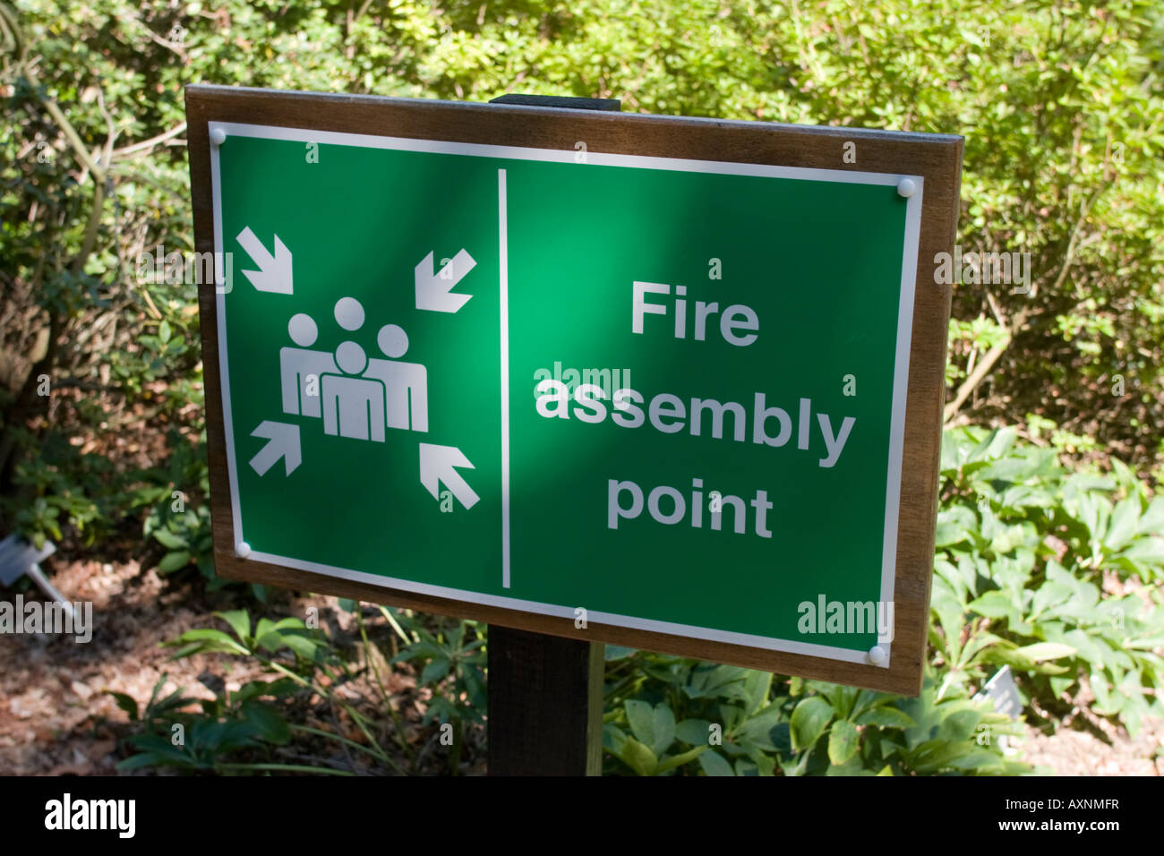 Fire Assembly Point Sign In Hi-res Stock Photography And, 48% OFF