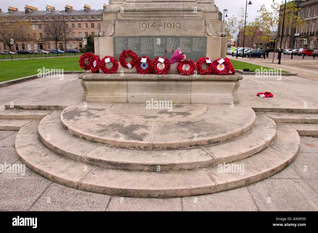 cenotaph after rememberance day parade Stock Photo - Alamy