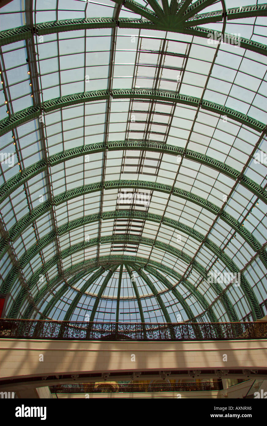 Ron Hayes Dubai Architecture Stock Photo - Alamy