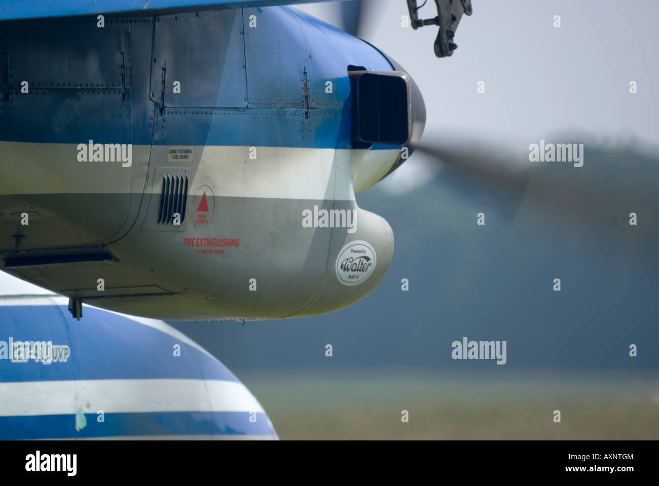 Headcorn airfield kent hi-res stock photography and images - Alamy