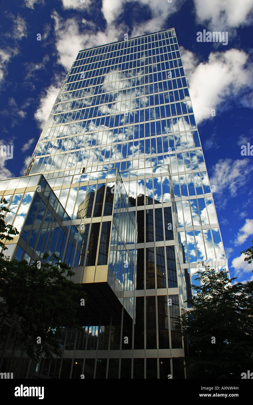 Mirror building hi-res stock photography and images - Alamy