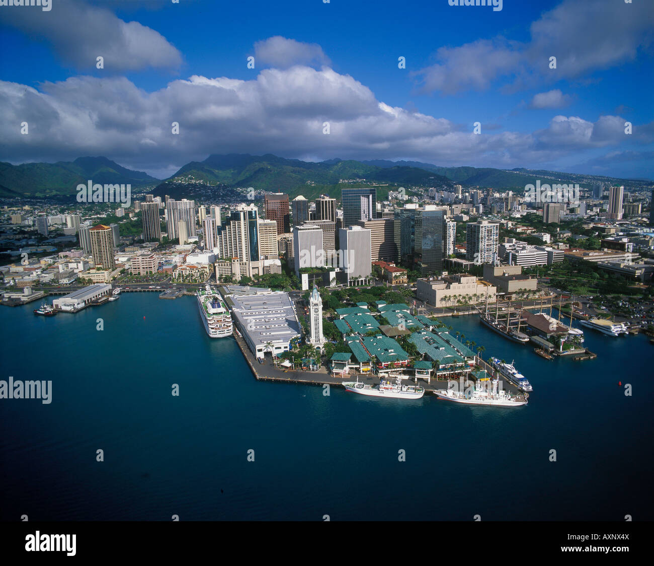Honolulu Harbor Honolulu Oahu Hawaii USA Stock Photo - Alamy