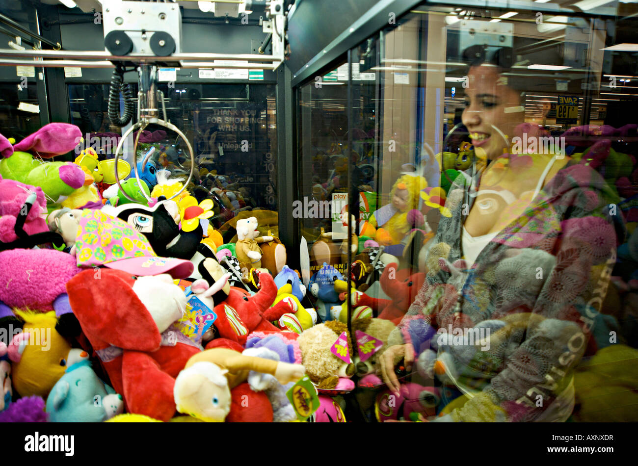 Pile stuffed toys hi-res stock photography and images - Alamy