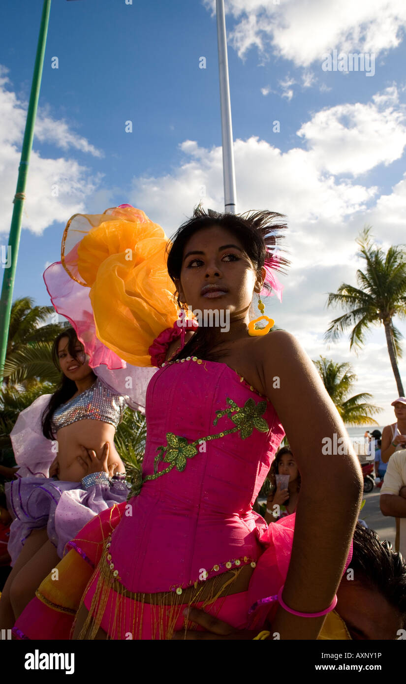 ISLA MUJERES MEXICO CANCUN QUINTANA ROO YUCATAN MEXICAN GIRL DANCING AT ...