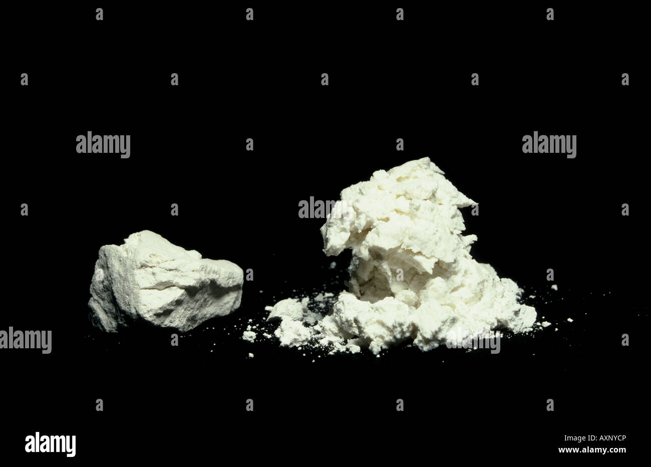 Calcium oxide quicklime before and after water is added Stock Photo - Alamy