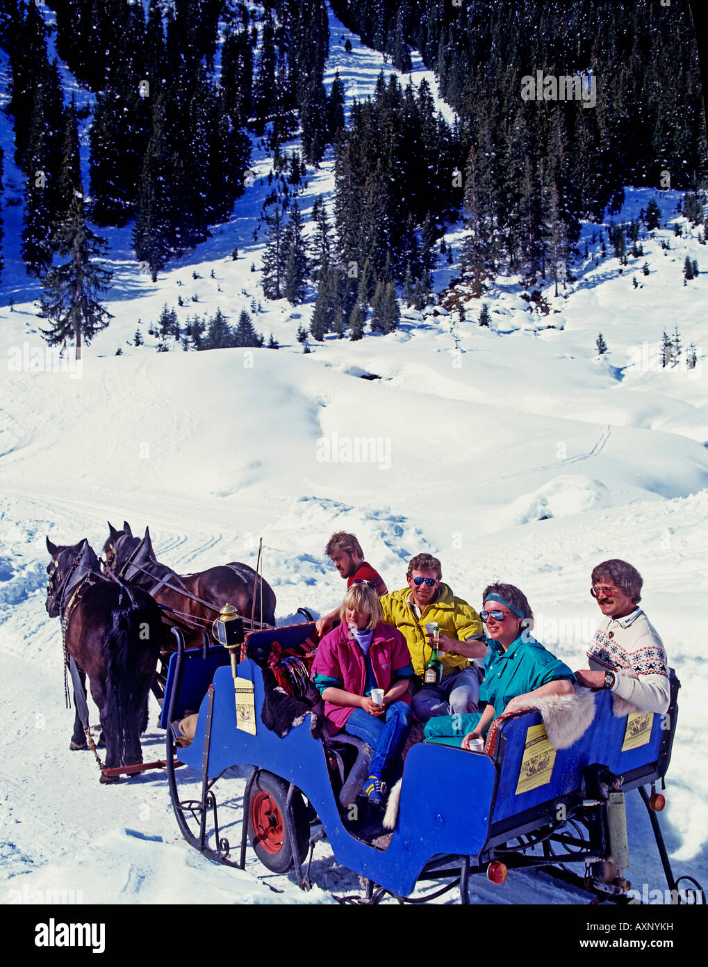 Sleigh ride hi-res stock photography and images - Alamy