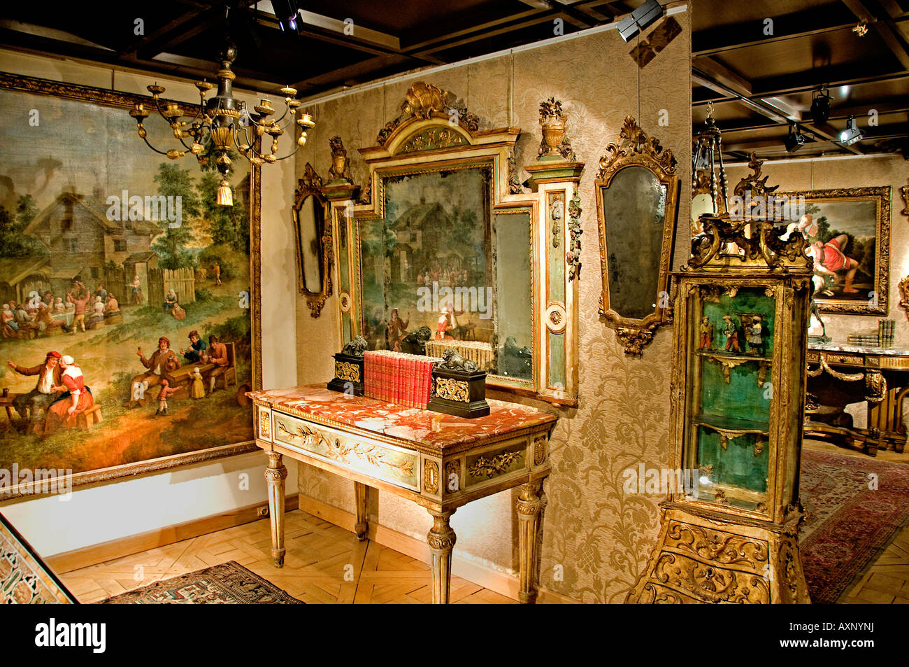 Louvre des Antiquaires next to the Louvre, 1er The poshest biggest ...