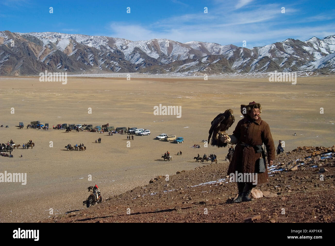 Mongolia eagle hi-res stock photography and images - Alamy